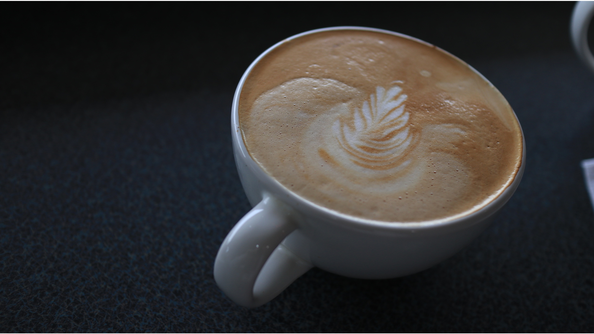 London Fog Cafe – Calgary, Alberta – Elsie Hui