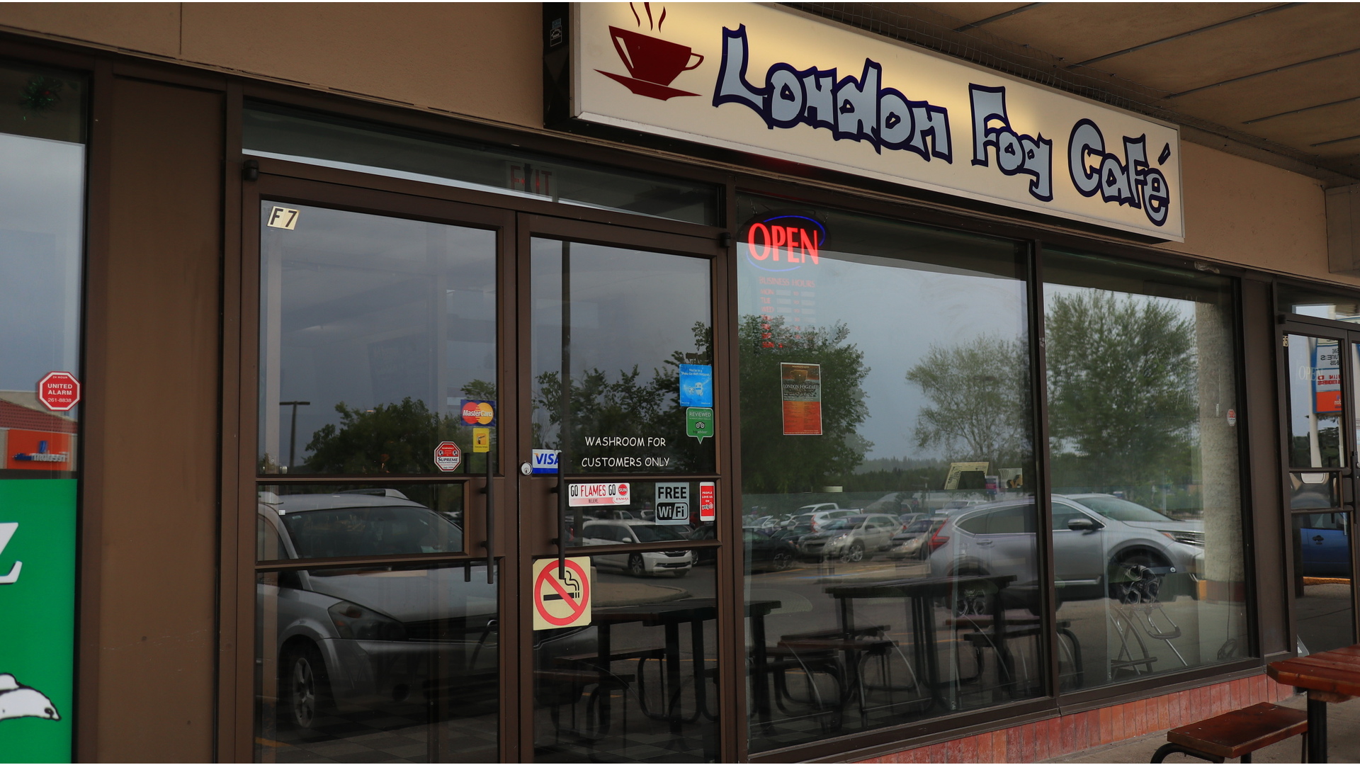 London Fog Cafe – Calgary, Alberta – Elsie Hui