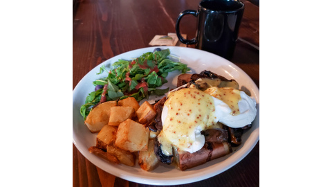 Graze Food and Drink – Canmore, Alberta – Elsie Hui