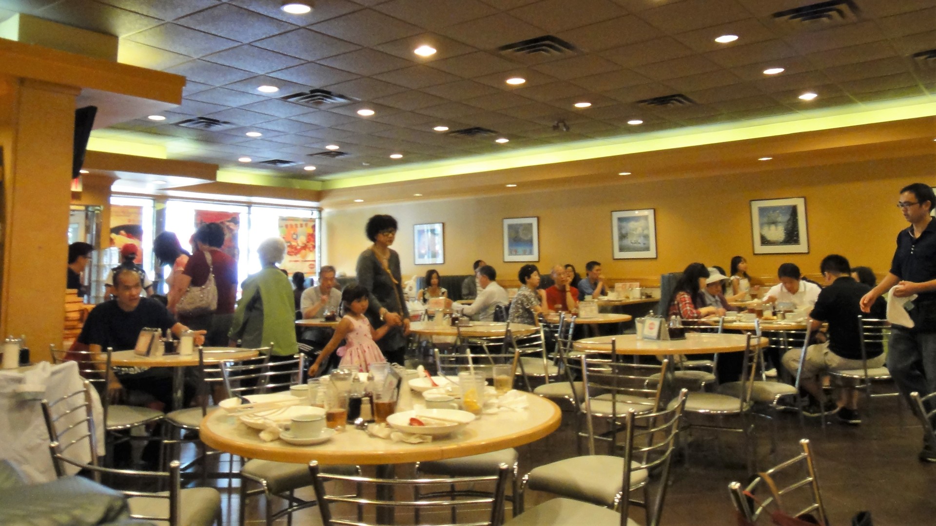 Calgary Court Restaurant – Calgary, Alberta – Elsie Hui